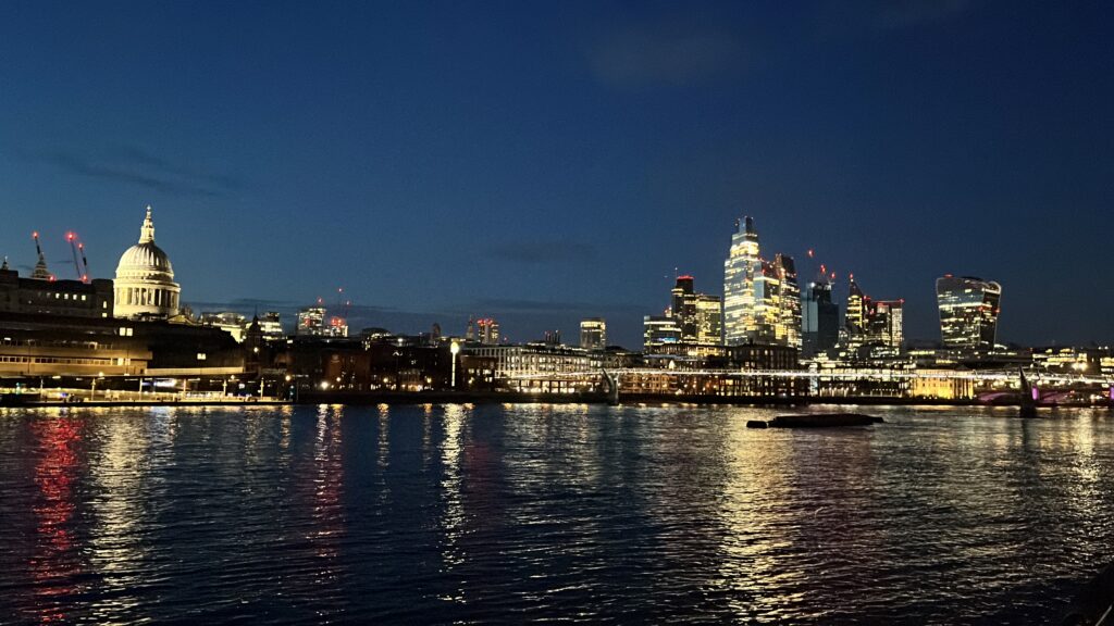 36 Hours in London, England - MoCA/NY